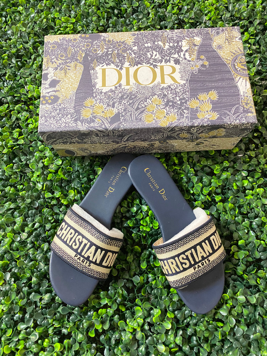 Navy Blue Dior’Me Slides – She Addicted Boutique